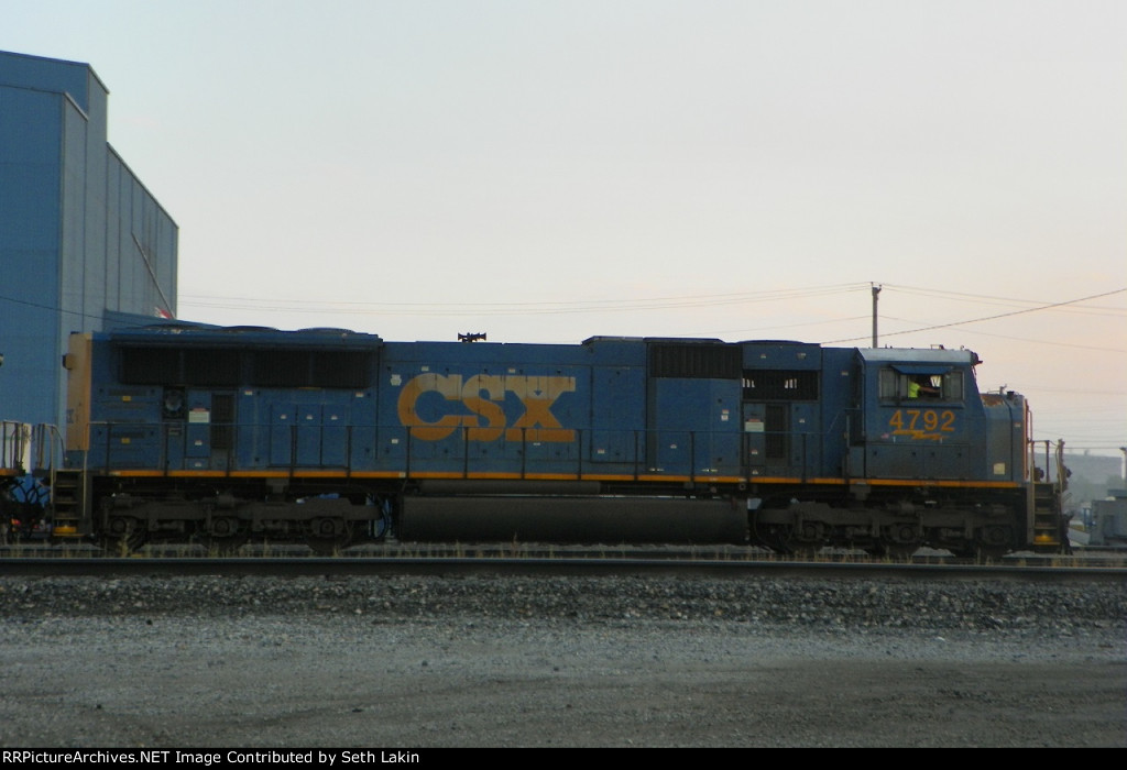 CSX 4792